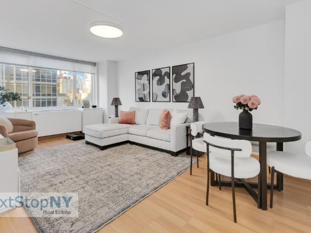 245 East 54th Street, New York, NY