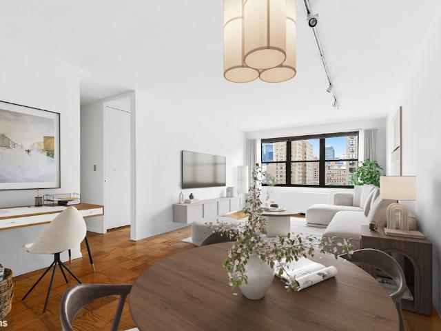 245 East 25th Street, New York, NY