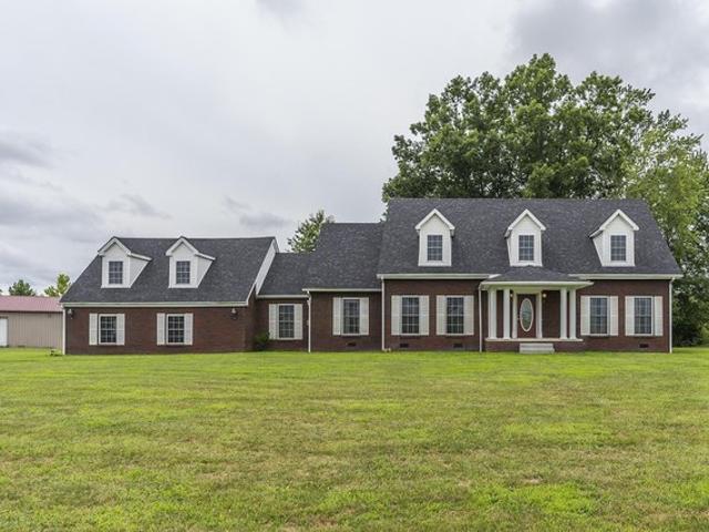 245 KY Highway 1050, Jeffersonville, KY 40337
