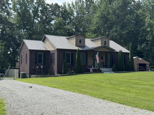 245 Hart Ln, Russell Springs, KY 42642
