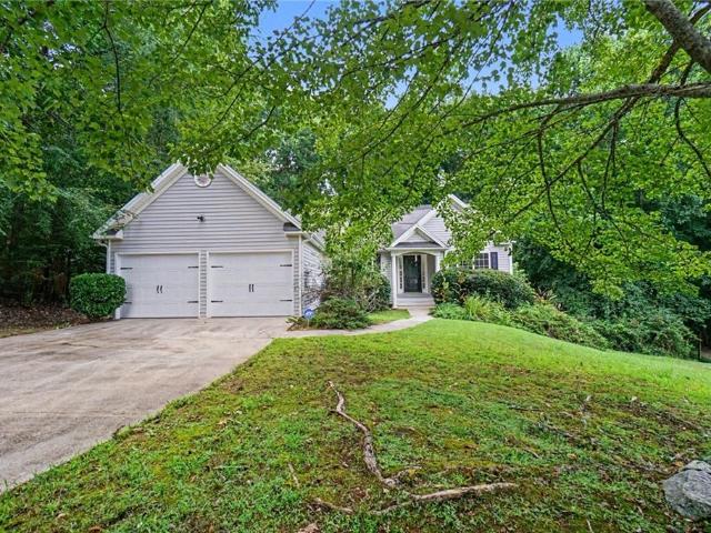 245 London Lane