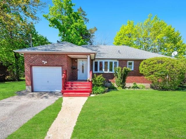 245 Lawson St, Hempstead, NY 11550