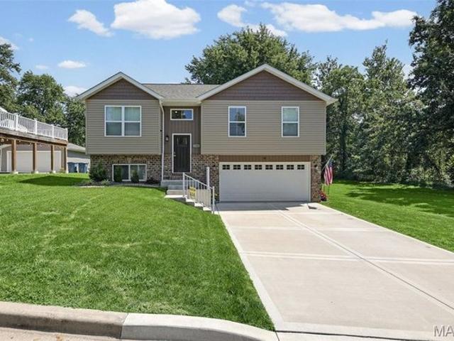 245 Madison Ave, Glen Carbon, IL 62034