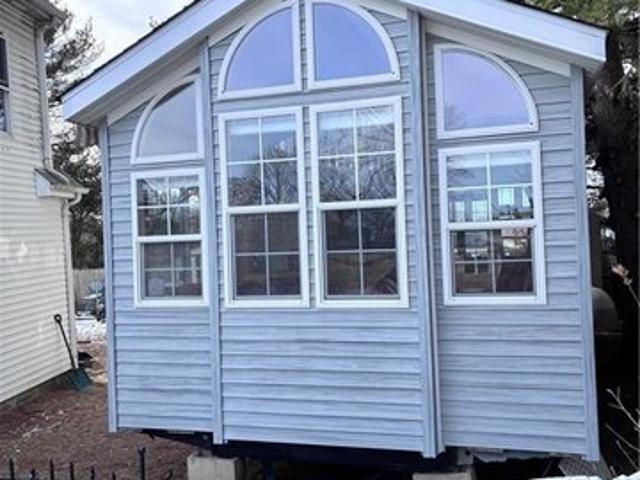 245 Manton St, Pawtucket, RI 02861