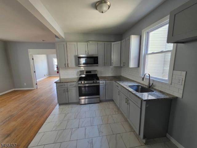 245 Marshall St # 1