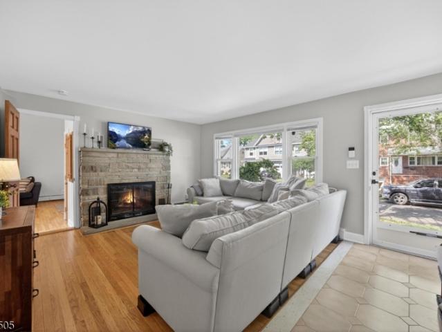 245 N 11Th St