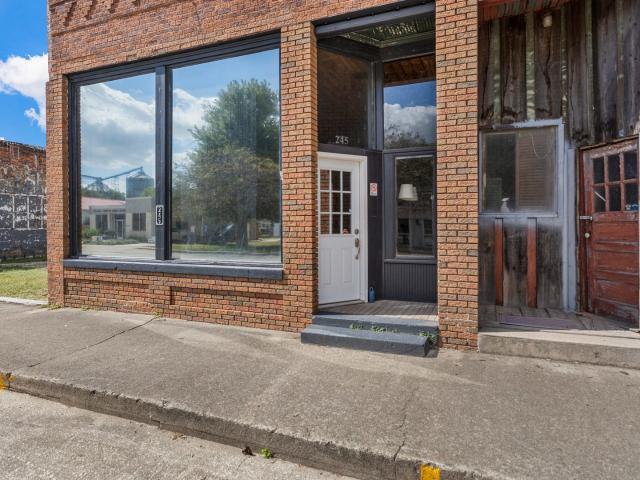 245 N Highway Avenue
