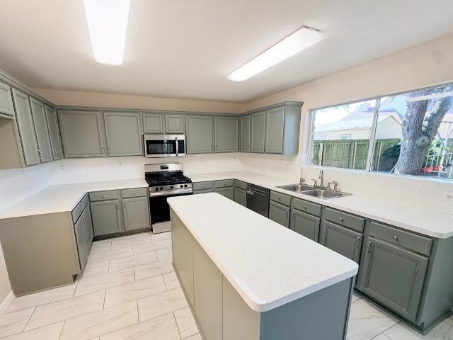 245 N Ranch House Road