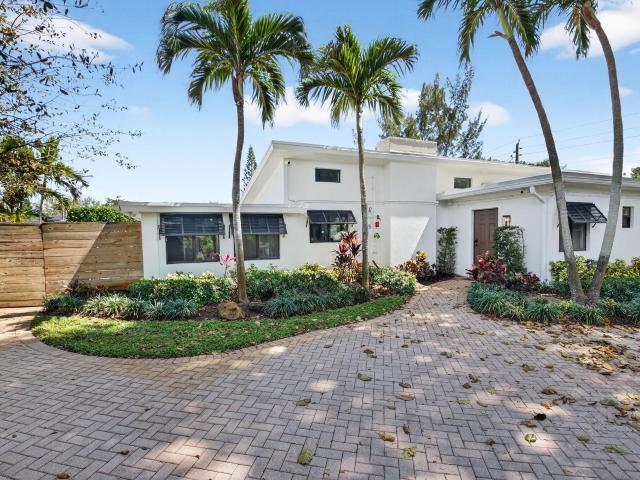 245 Seacrest Ln, Delray Beach, FL 33444 | MLS #B26004