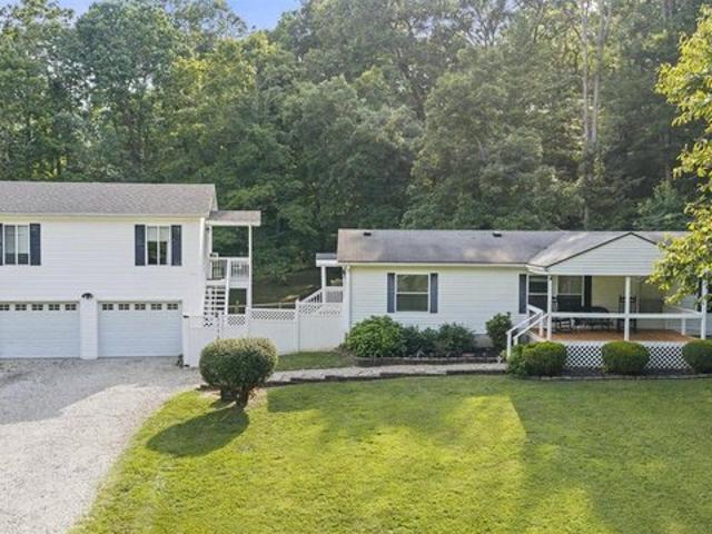 245 Spike Buck Dr, Brandenburg, KY 40108