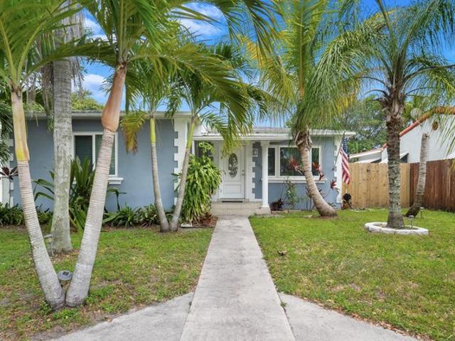 245 SW 5th St, Dania Beach, FL 33004