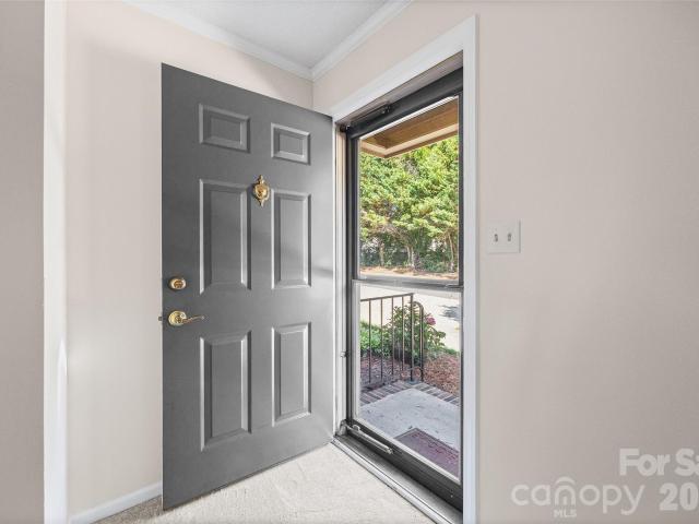 245 Pointe Circle