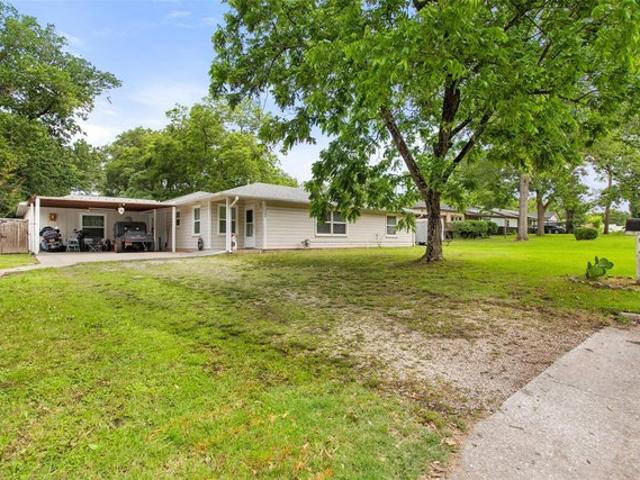 245 Parkins St, Sulphur Springs, TX 75482