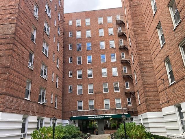 245 Parkview Ave, Unit 6H, Bronxville, NY 10708 | MLS #933242 | Compass