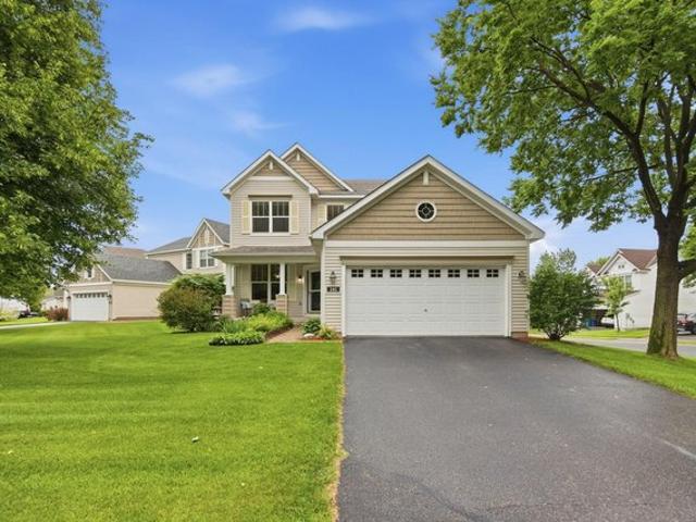 245 Pine Hollow Dr, Circle Pines, MN 55014