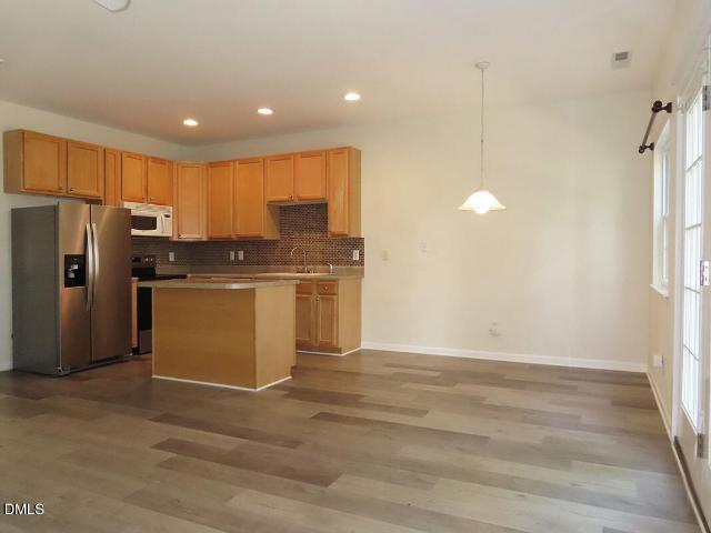 245 Plaza Drive E