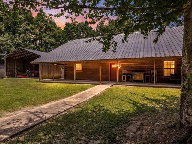 245 Private Road 8368, Spurger, TX 77660