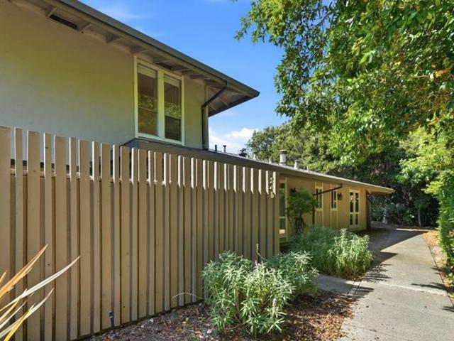 245 Roundtree Way, San Rafael, CA 94903