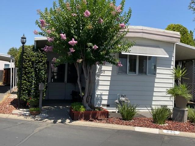 245 Rocky Hills Ln, Rancho Cordova, CA 95670