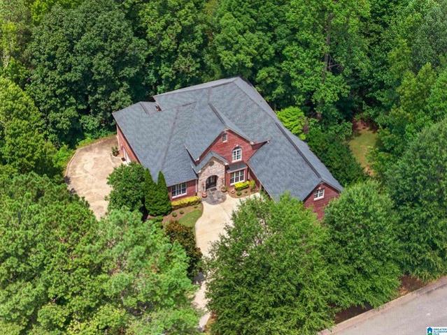 245 Rome Beauty Cir, Oxford, AL 36203