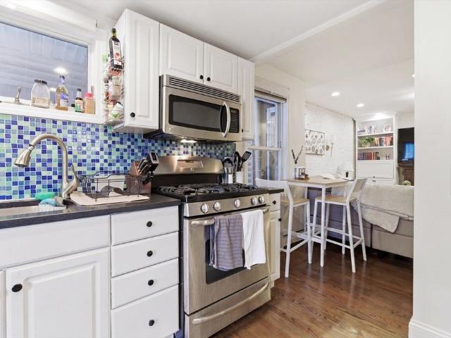 245 W 5th St Unit 4, Boston, US, MA