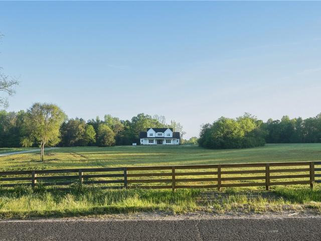 245 W Chapman Road