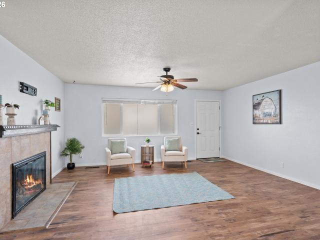 245 w highland ave
