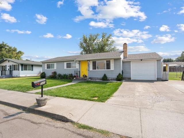 245 W Highland Ave, Hermiston, OR 97838