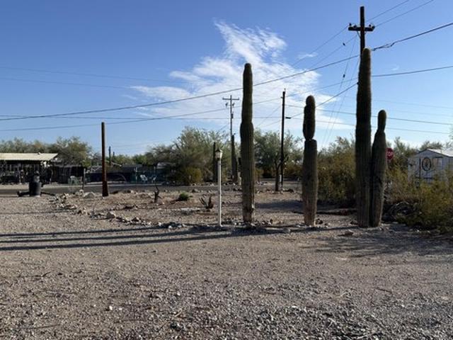 245 W Quail Trail Dr, Quartzsite, AZ 85346
