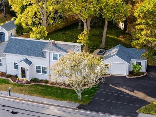245 Wareham Rd, Marion, MA 02738
