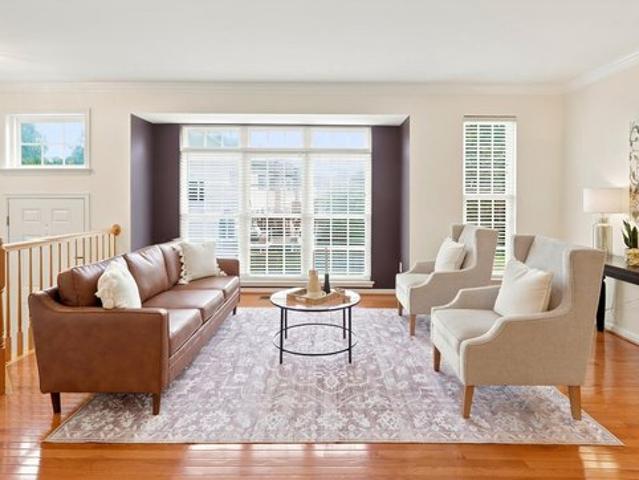24643 Kings Canyon Sq, Aldie, VA 20105