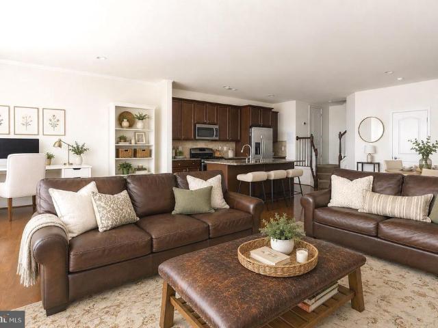 24640 Greysteel Square