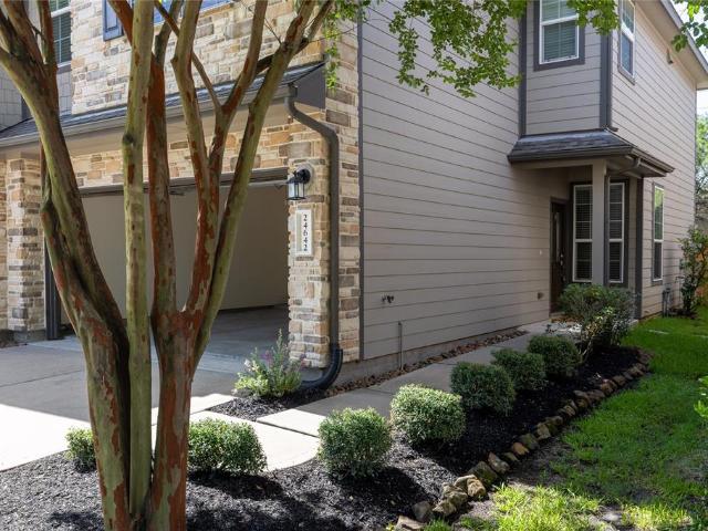 24642 Folkstone Circle