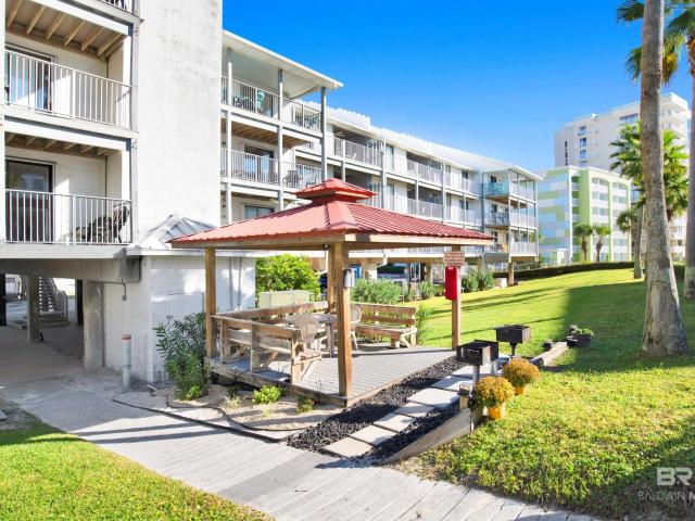 24649 Cross Lane 301