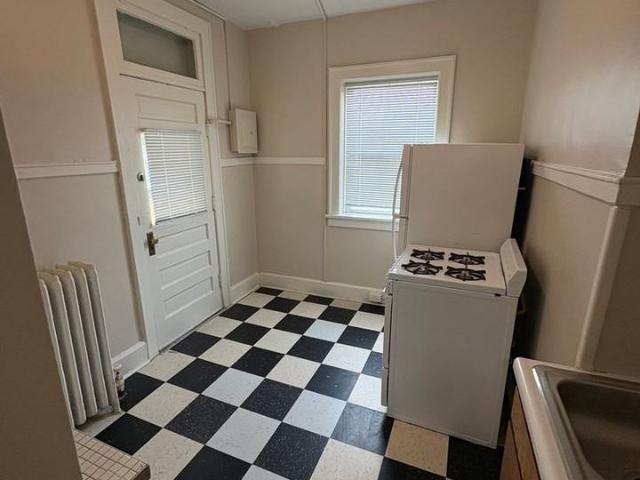2464 Harney Street 1 Bedroom Apartment for Rent at 2464 Harney St, Omaha, NE 68131 Park East