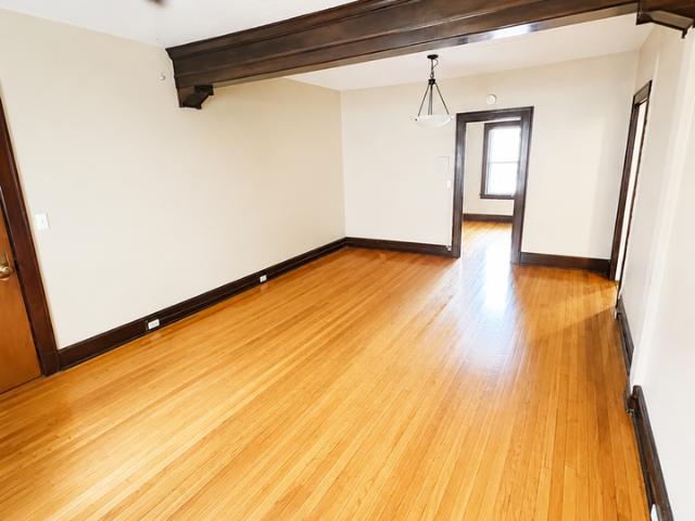 2464 Harney Street 2 Bedroom Apartment for Rent at 2464 Harney St, Omaha, NE 68131 Park East
