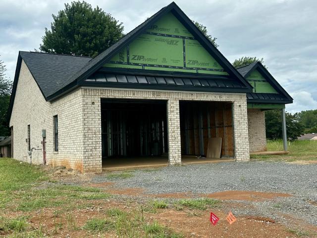 2464 Sandstone Drive