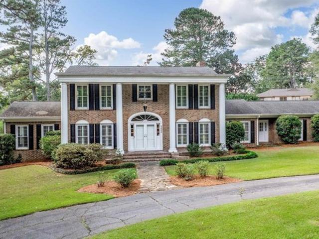 2464 Savoy St, Hoover, AL 35226