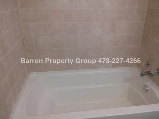 2465 Brevard Dr