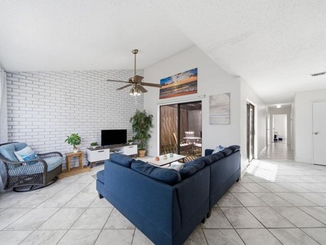 2465 Briarwest Blvd, Houston, TX 77077