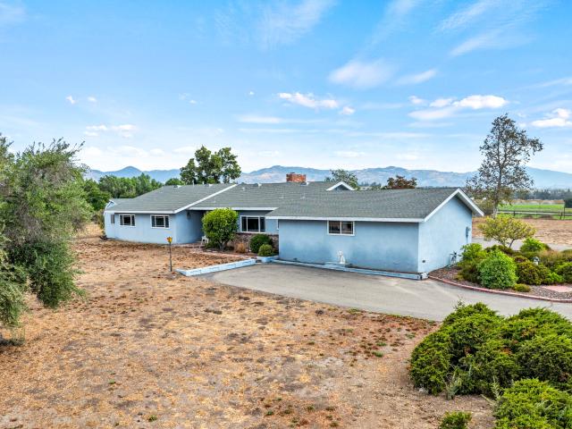 2465 Grand Ave, Los Olivos, CA 93441 | MLS #25002