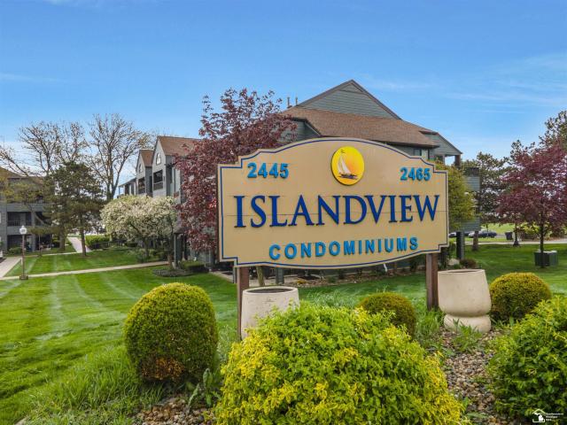 2465 Riverside Drive # 113