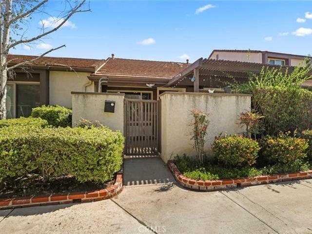 24662 Golfview Dr, Valencia, CA 91355