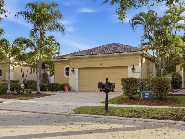 2466 Bay Isle Ct, Weston, FL 33327 | MLS #B26000