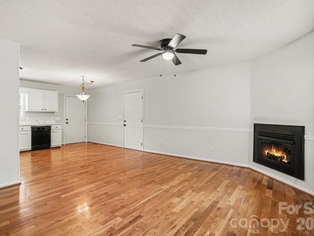 2466 Wilderness Lane