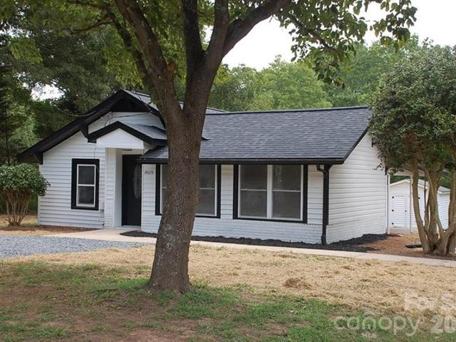 24674 Saint Martin Rd, Albemarle, NC 28001