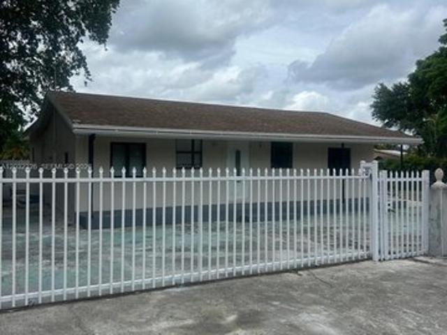 2467 NW 103rd St, Miami, FL 33147