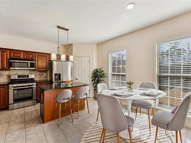 2467 Bridlewood Dr, Unit 7, Atlanta, GA 30339 | MLS #7720 | Compass