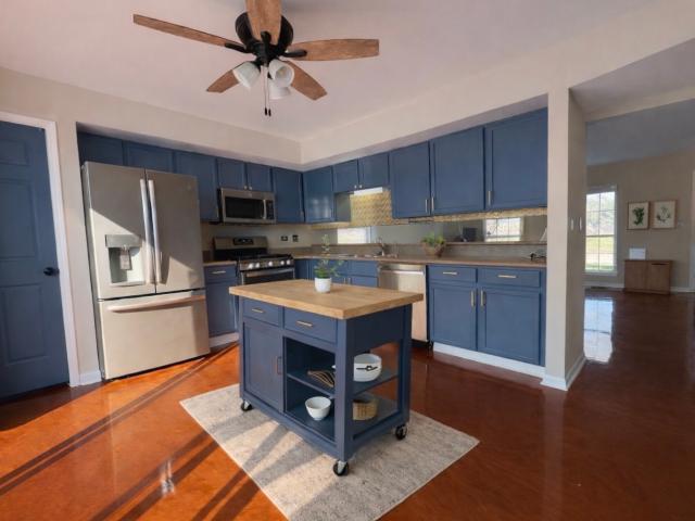 2467 Deerfield Drive