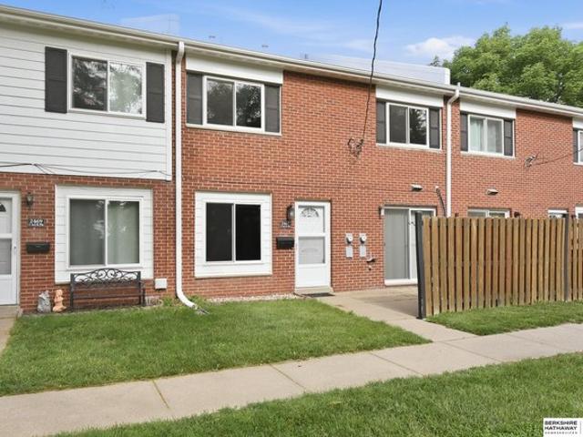 2467 S 3rd Street Plz, Omaha, NE 68108